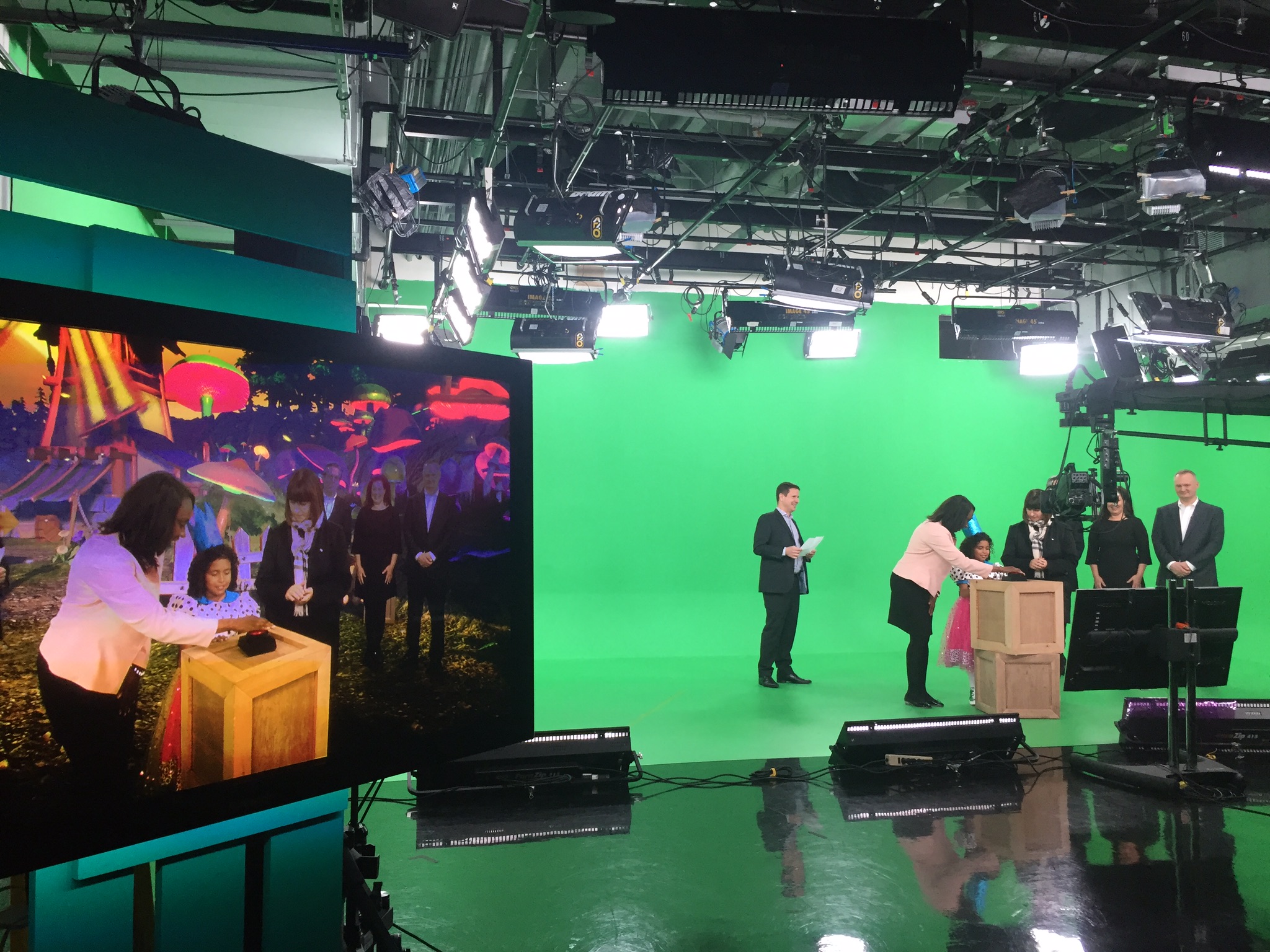 Décors virtuels illimités grâce au LUV de TFO