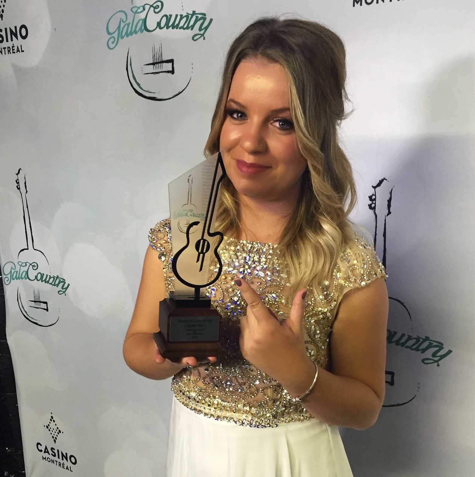 Gabrielle Goulet s’illustre au Gala Country