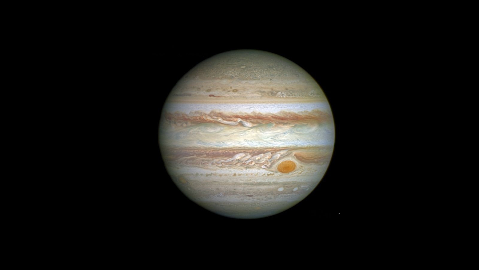 La tache rouge de Jupiter: 350 km d'épaisseur