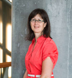 L’Université d’Ottawa prête sa professeure Linda Cardinal à l’UOF pour ...