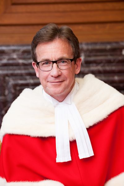 Les juges doivent contribuer activement à la protection des droits ...