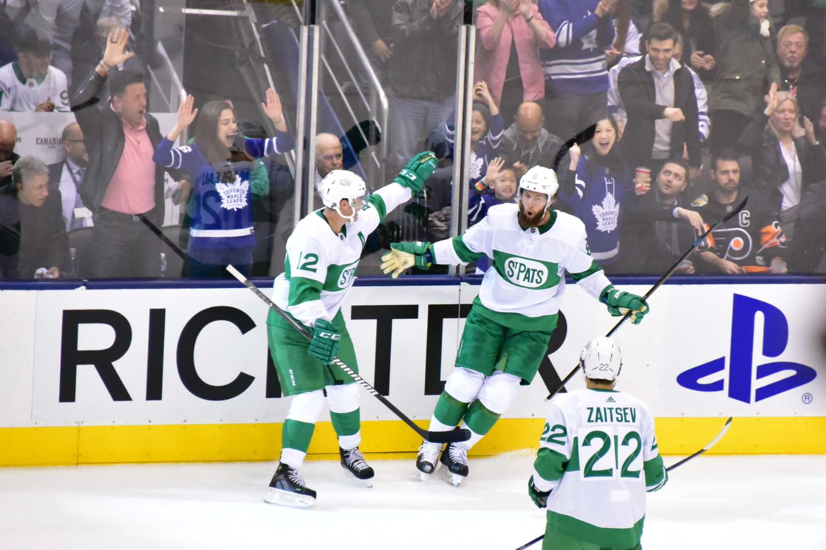Les Maple Leafs célèbrent la St-Patrick en grand