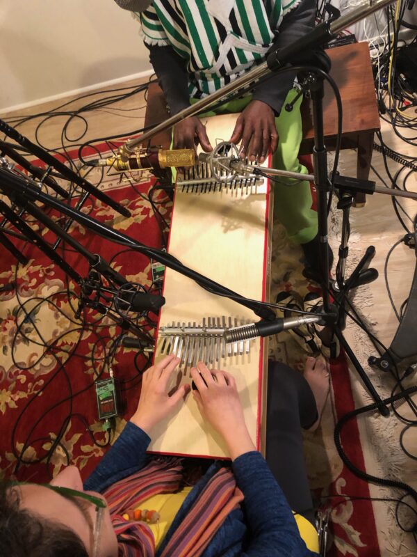 Njacko Backo en studio pour son 12e album