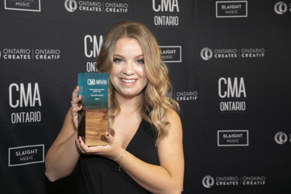 Gabrielle Goulet remporte le tout premier prix francophone de la ...