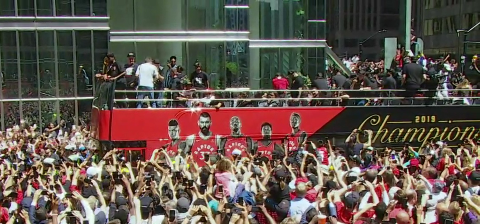 Parade historique pour les Raptors
