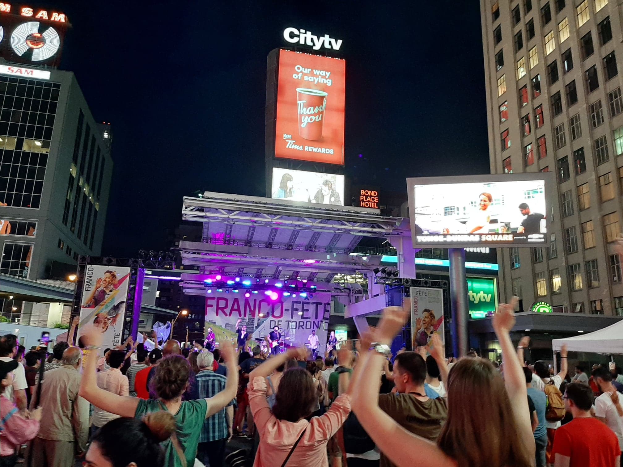 Franco-Fête de Toronto : beau samedi soir avec Ayrad