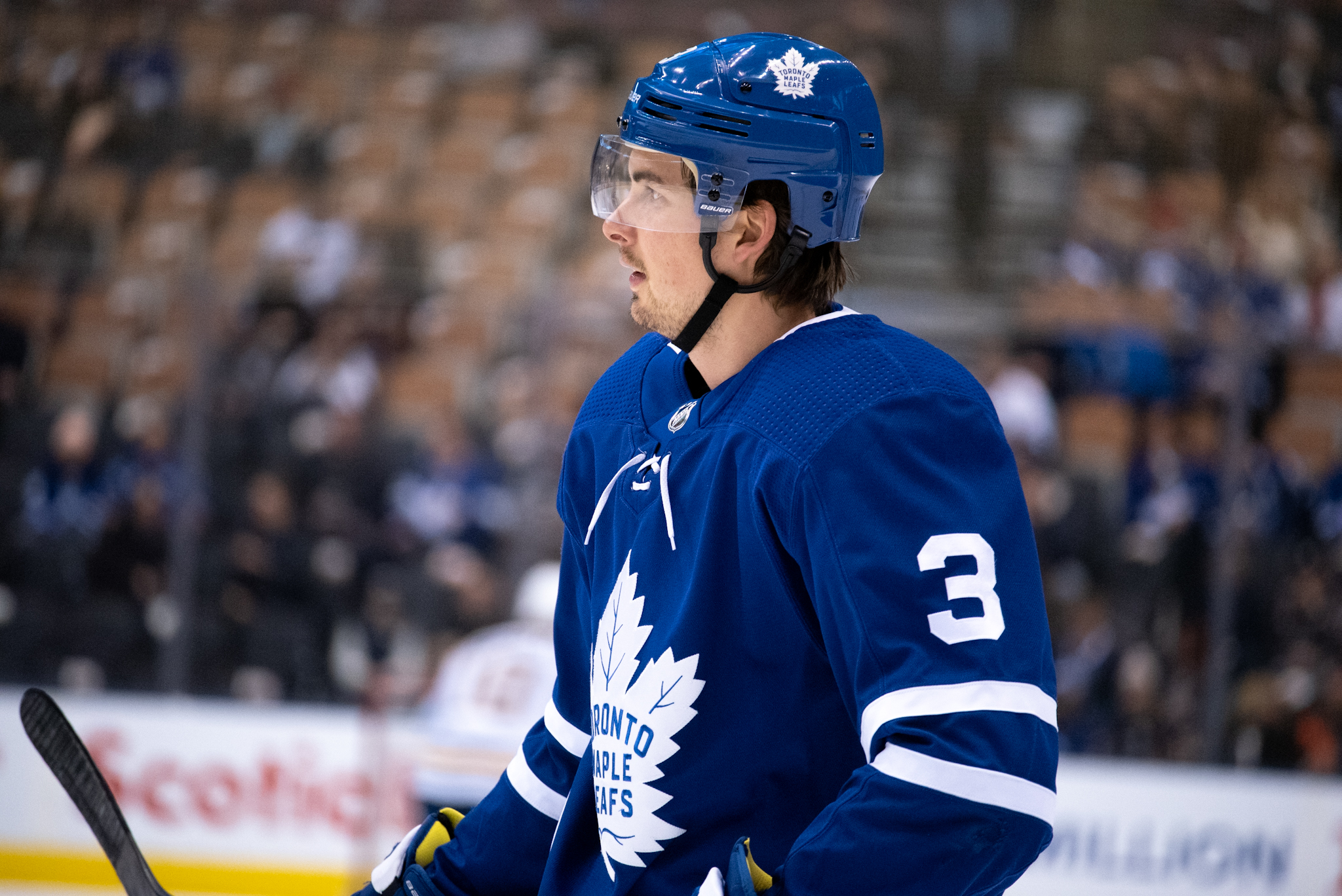 Justin Holl signe une prolongation de contrat