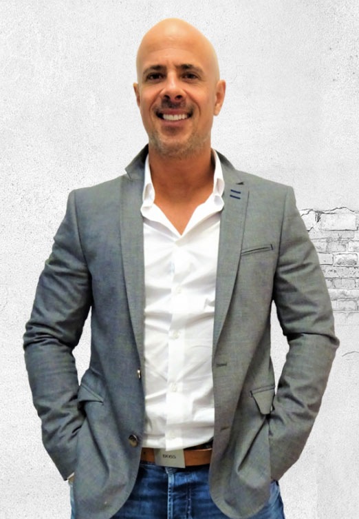 Les femmes et le temps qui file inspirent Cordo