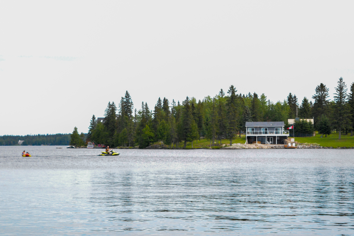 Moonbeam, Ontario: les passionnés du lac Rémi