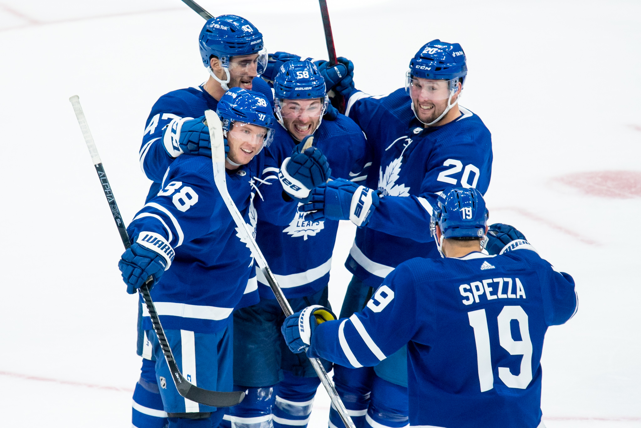 Les Maple Leafs échangent Nick Ritchie aux Coyotes de l'Arizona