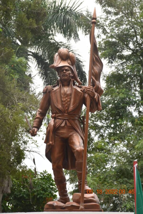 Haïti: le rapatriement d’une statue redonne confiance en l’avenir