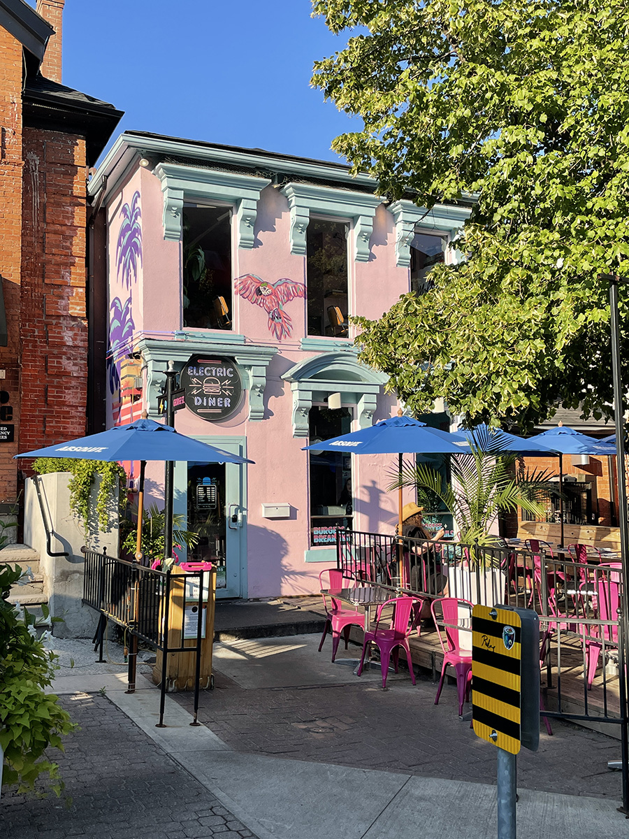 Hess Village: oasis pédestre unique à Hamilton