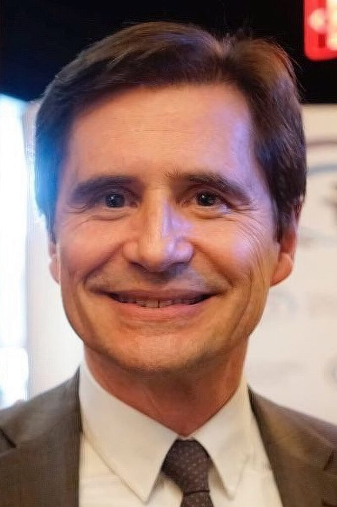 Changements à la tête du Club canadien de Toronto