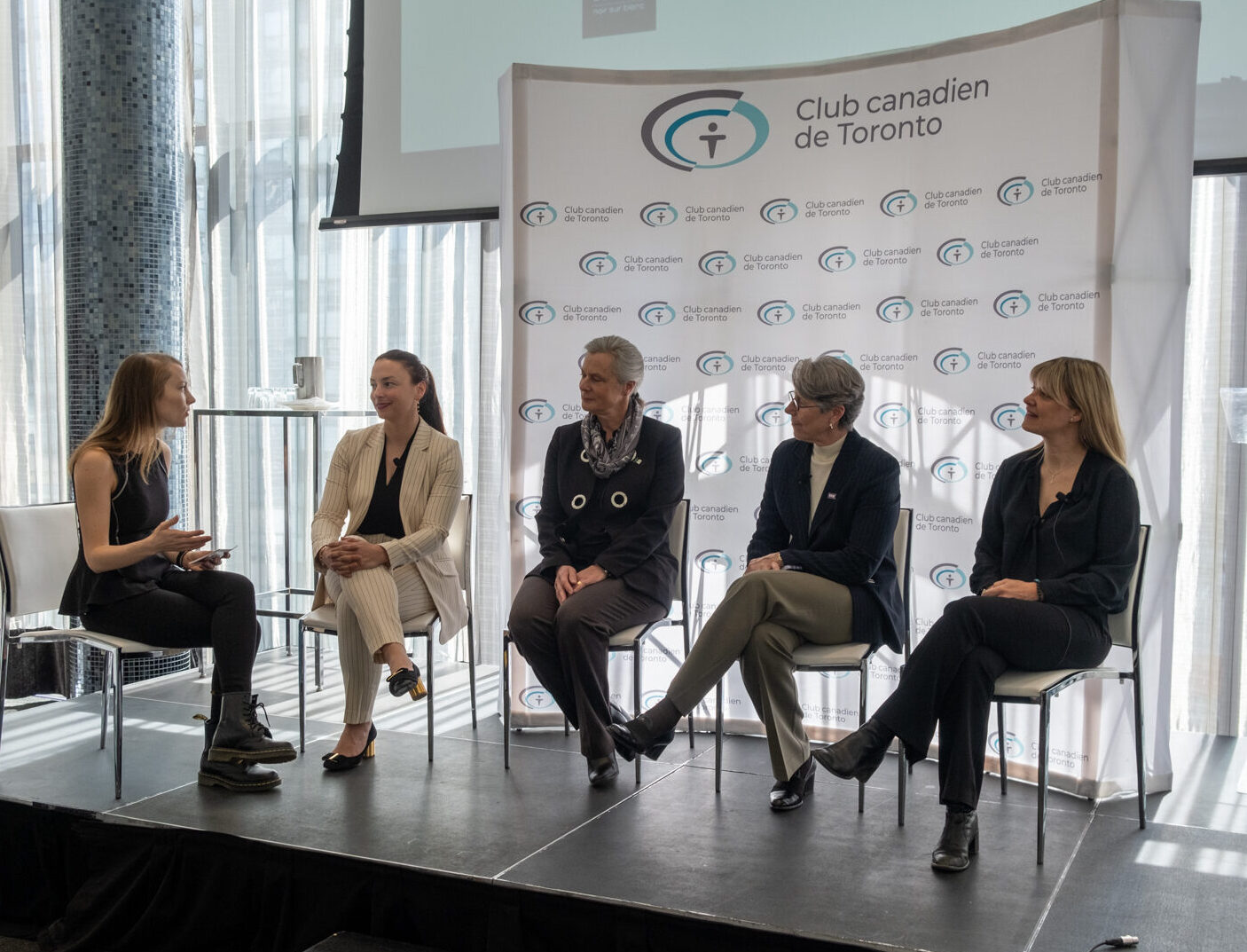 Le leadership féminin est essentiel aux organisations