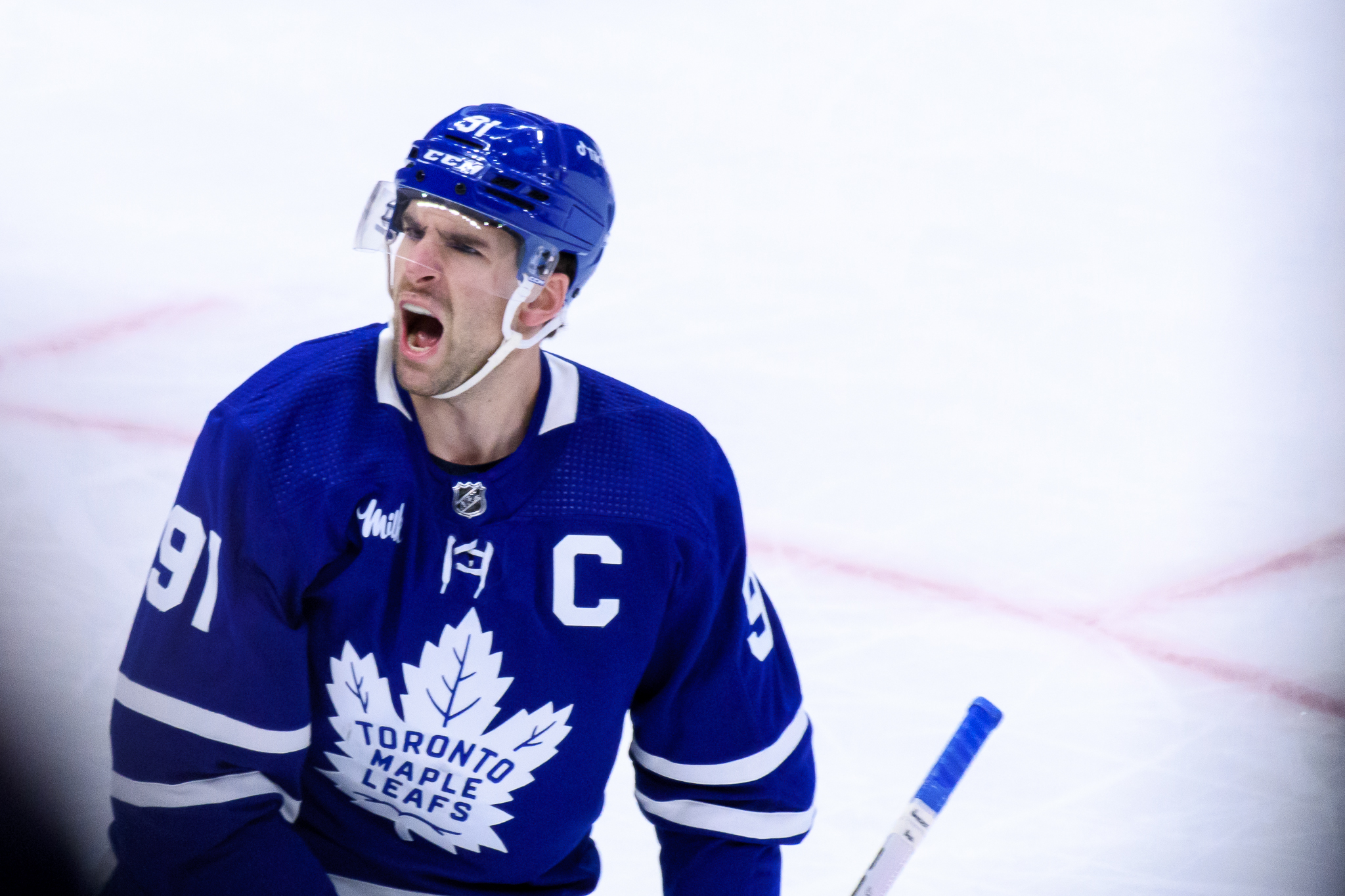 John Tavares signe avec les Leafs pour les 4 prochaines saisons