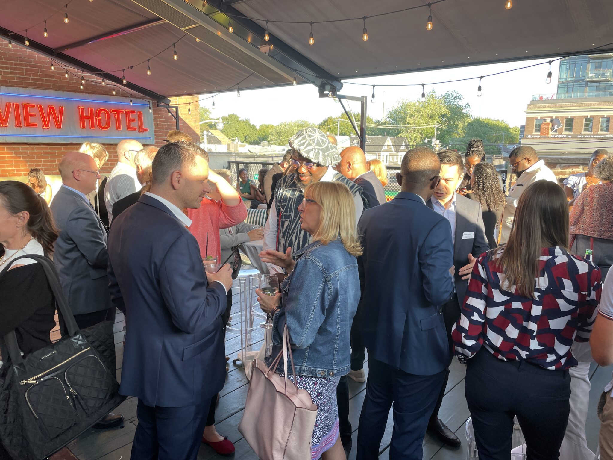 Nouvelle direction, nouvelles activités, nouveau logo pour le Club ...