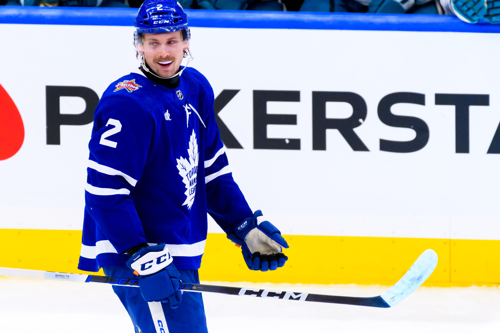 Simon Benoit s'impose avec les Leafs et devient un favori de la foule