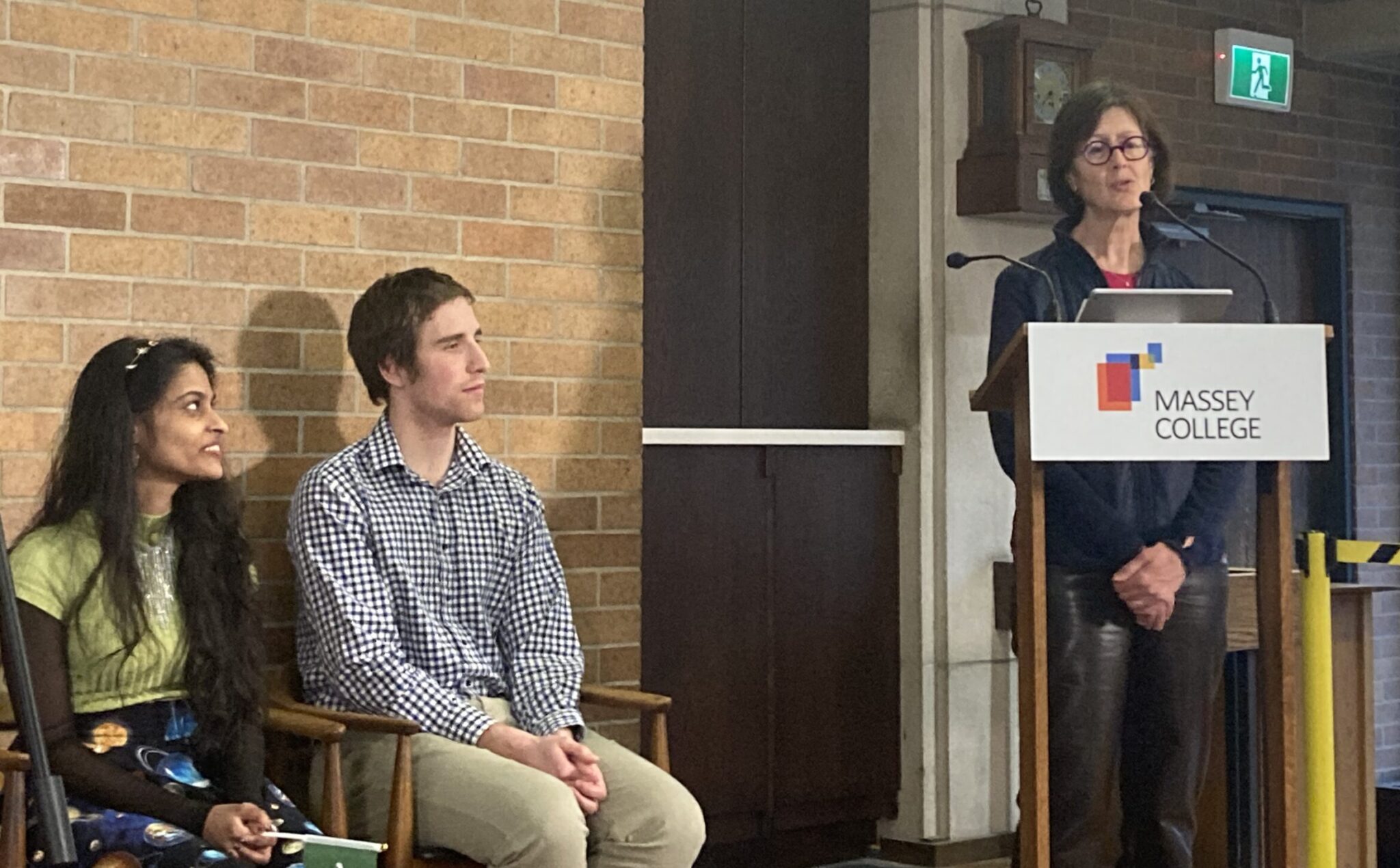 «Ma thèse en 180 secondes»: deux candidats remportent la finale