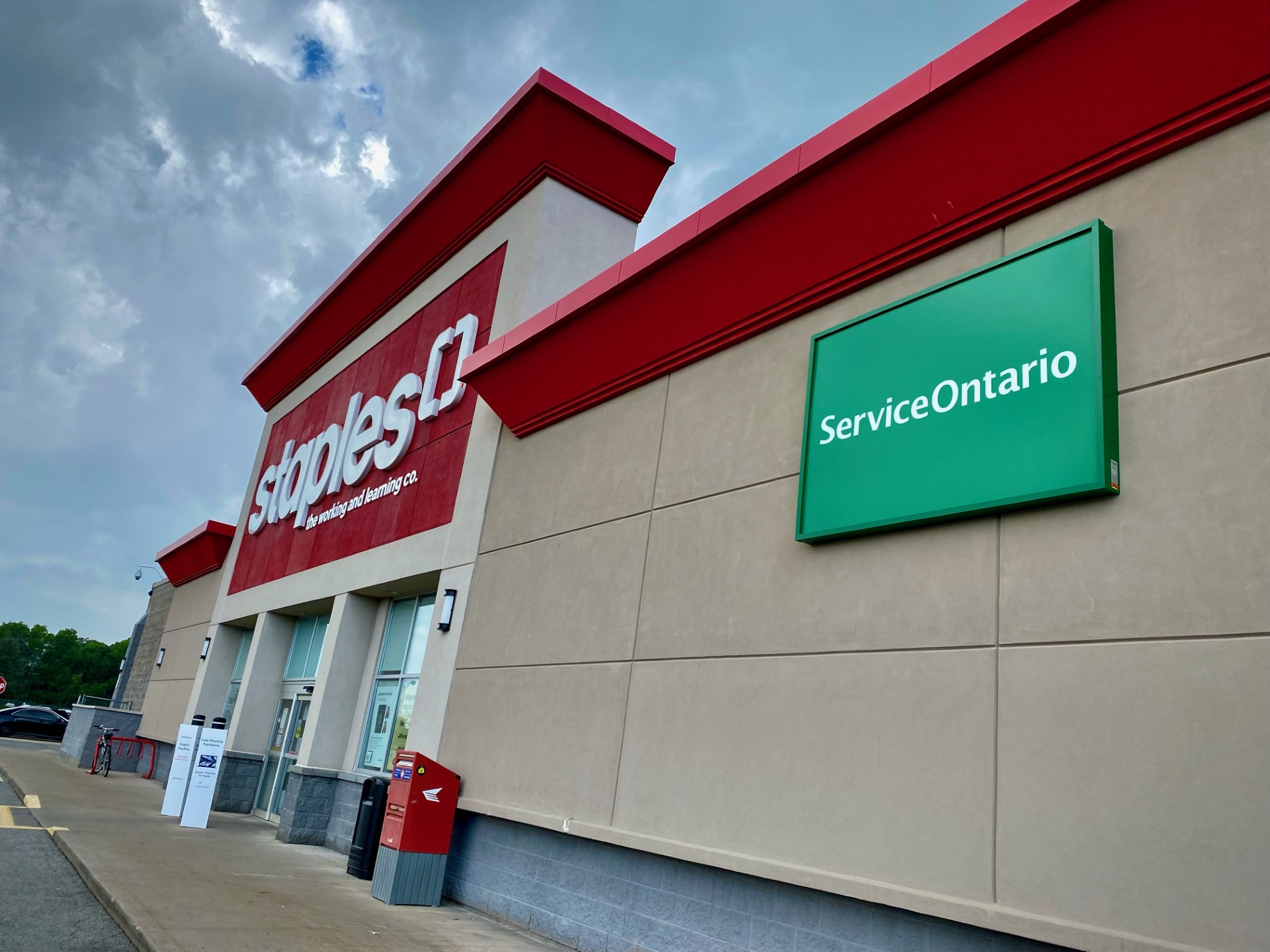 Services en français chez Staples: «On nous prend pour une erreur ...