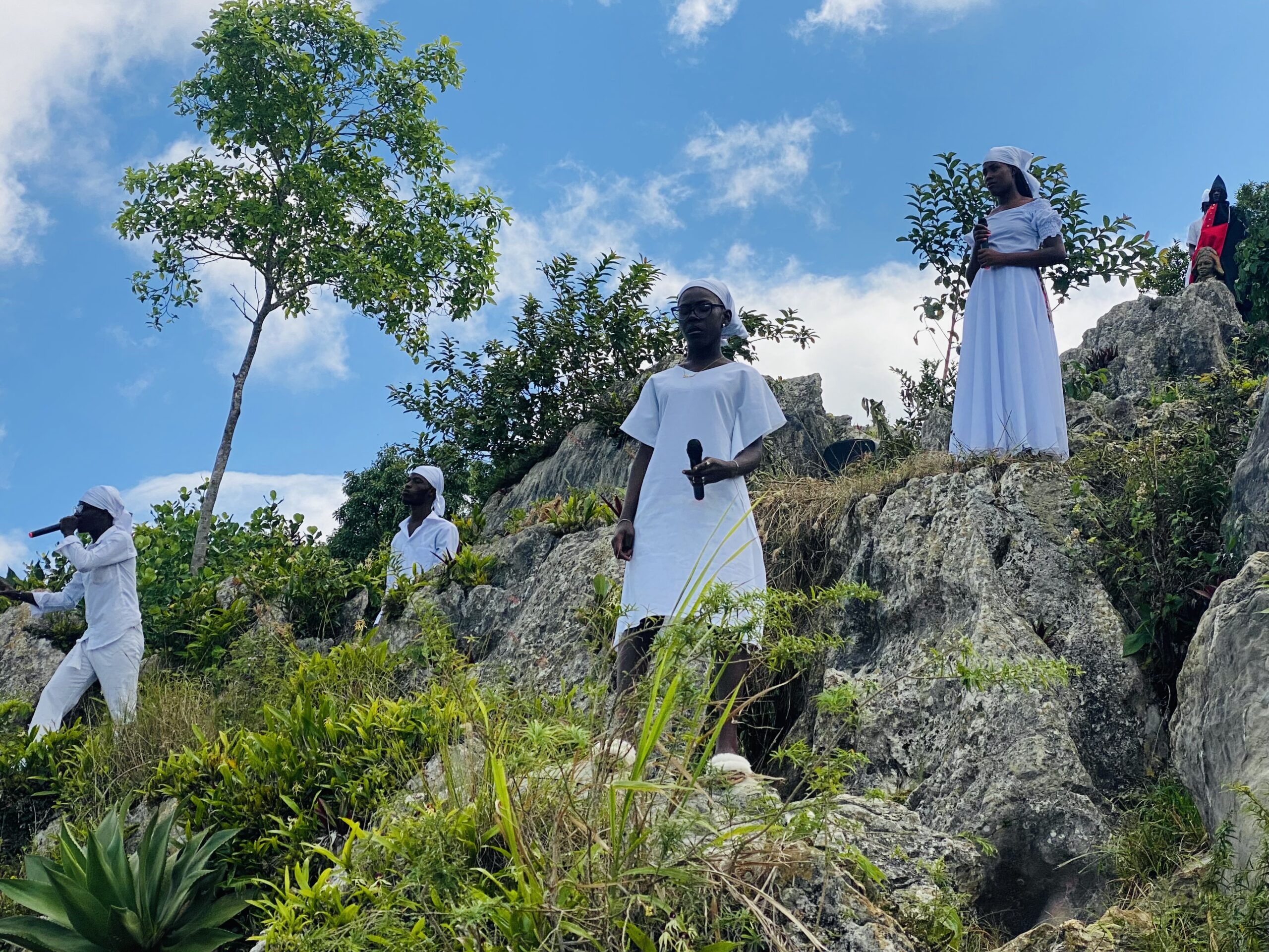 Haïti: appel à l'engagement citoyen pour rebâtir le pays