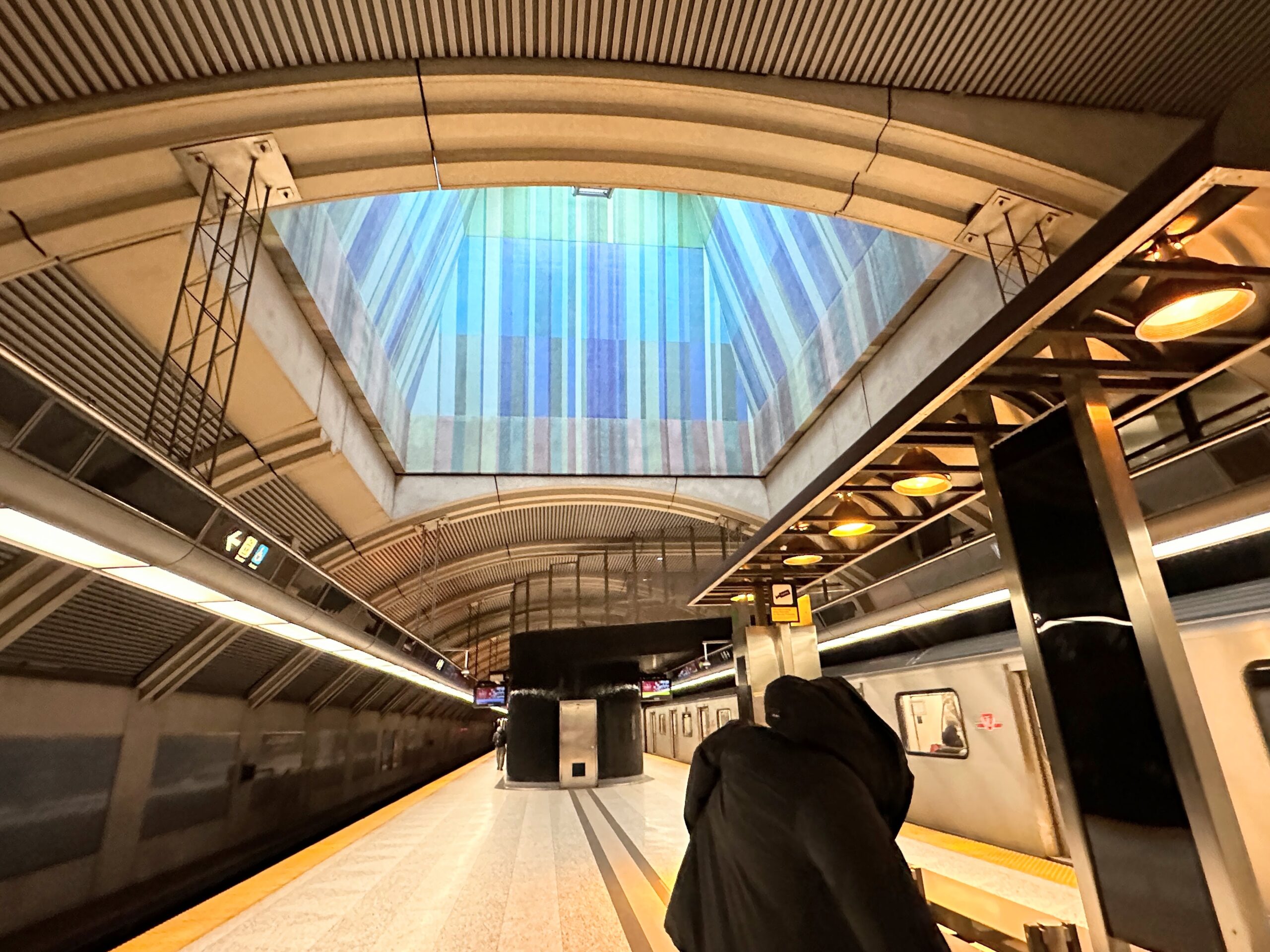 Sortie de métro… pour jouer au touriste dans notre ville